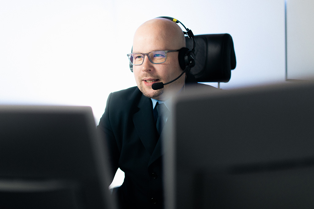 Hätäkeskuspäivystäjän työ vetää – ennätysmäärä hakijoita opintoihin ...